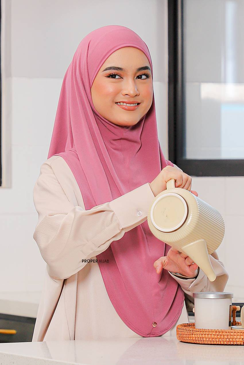 Jesnita Belle Rose ( DEFECT )