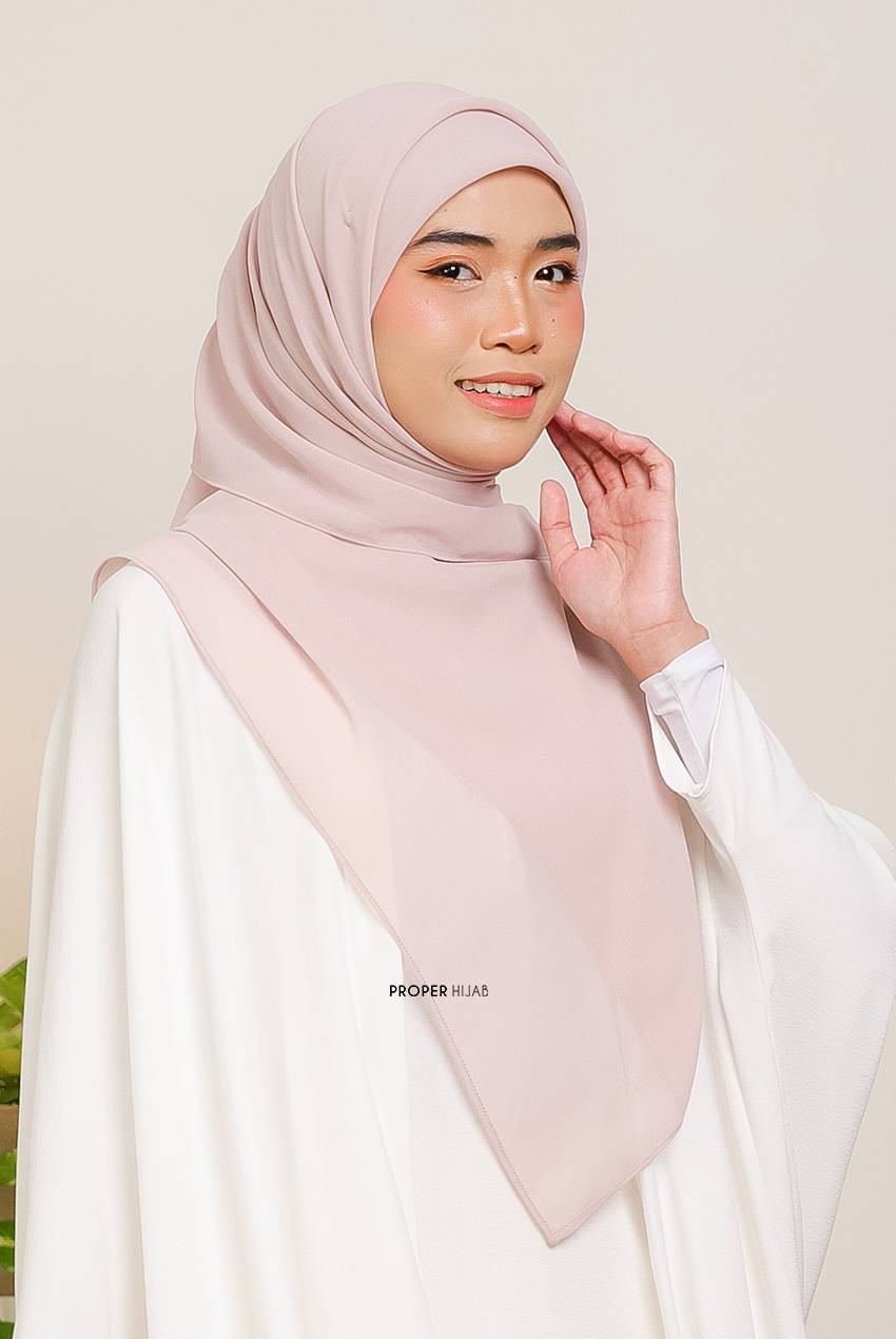 Millia Crystal Pink ( DEFECT )