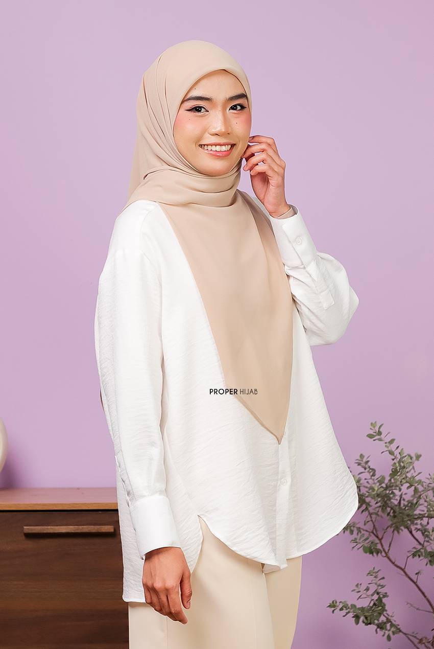 Klara White Tinted ( DEFECT )